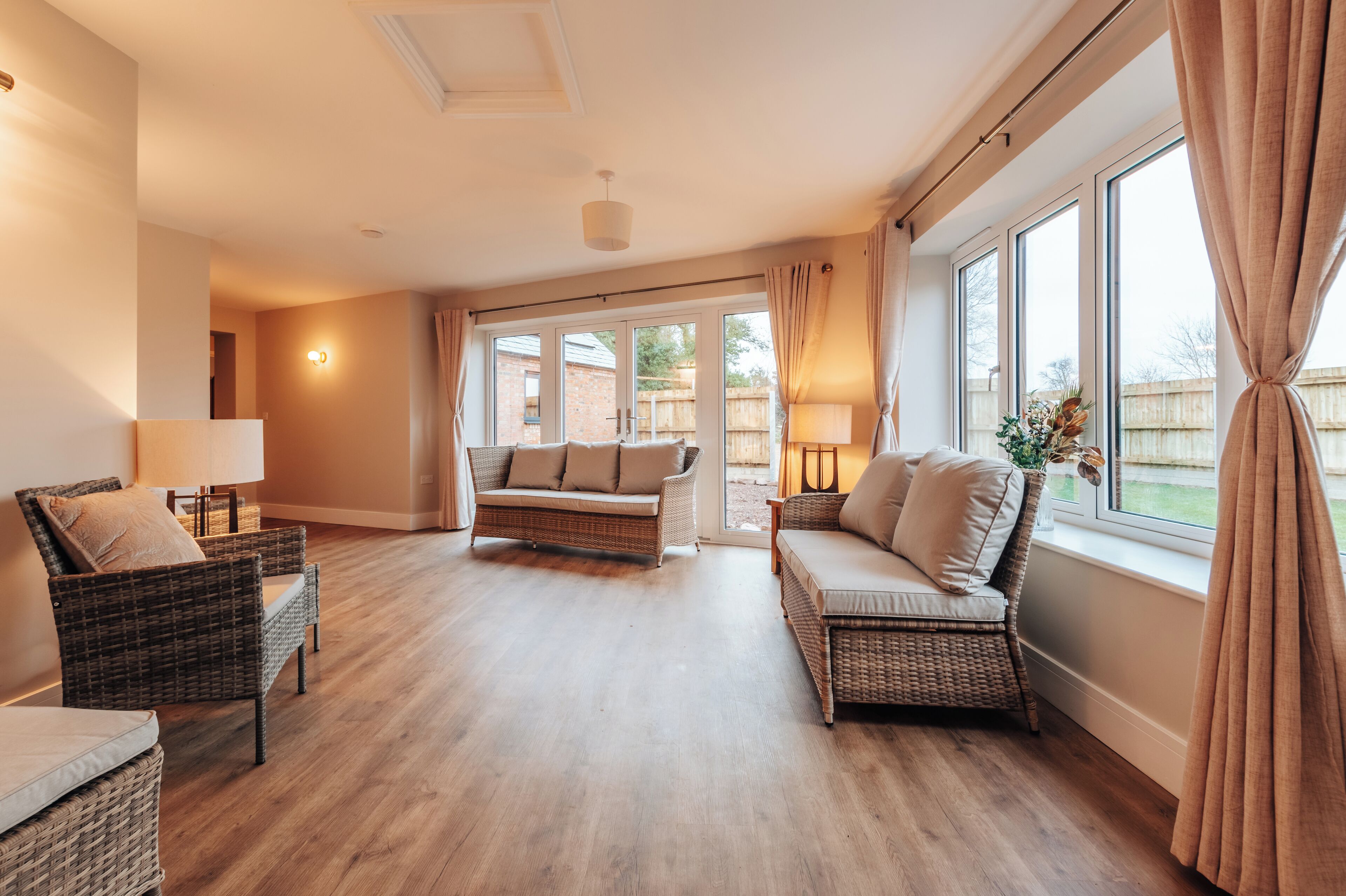 The Stables  Stylish 4-bed  Dog Friendly Garden - Bedfordshire