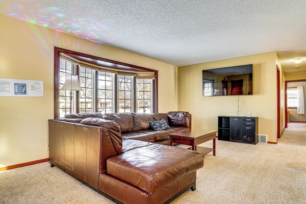 12 Mi To St Paul: Pet-friendly Home W/ Backyard - Minnesota