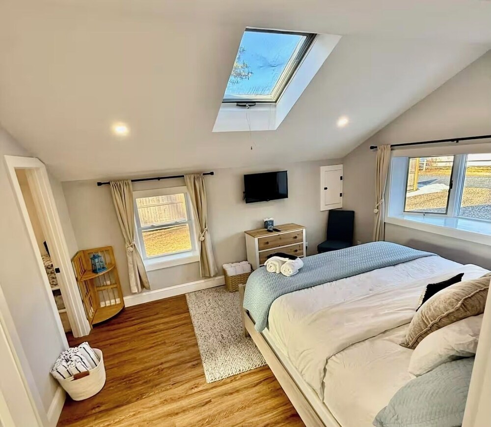 Harwich Port Hideaway: 3-bedroom pet-friendly house with AC for ...