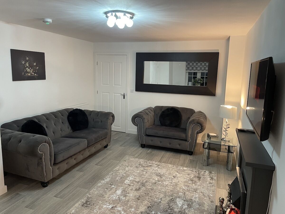 Modern 3 Bedroom High Spec House In Sheffield - Sheffield
