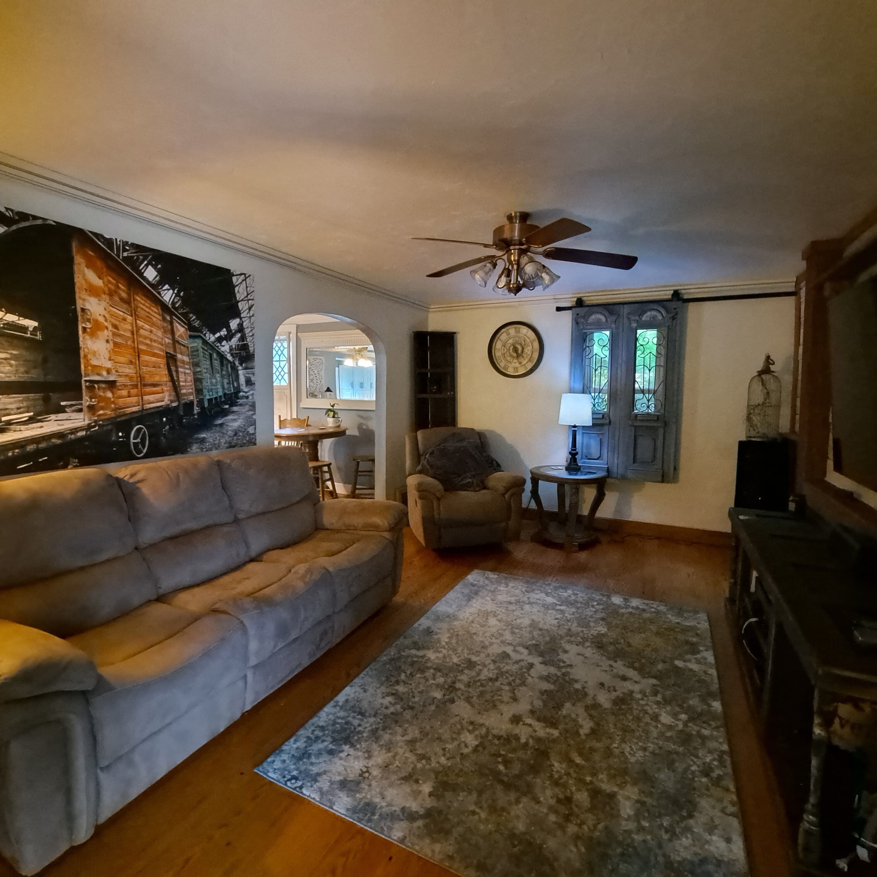 Lovely 2-bedroom Brick Home In Pleasant Hanover With A Backyard Oasis - Hanover, PA