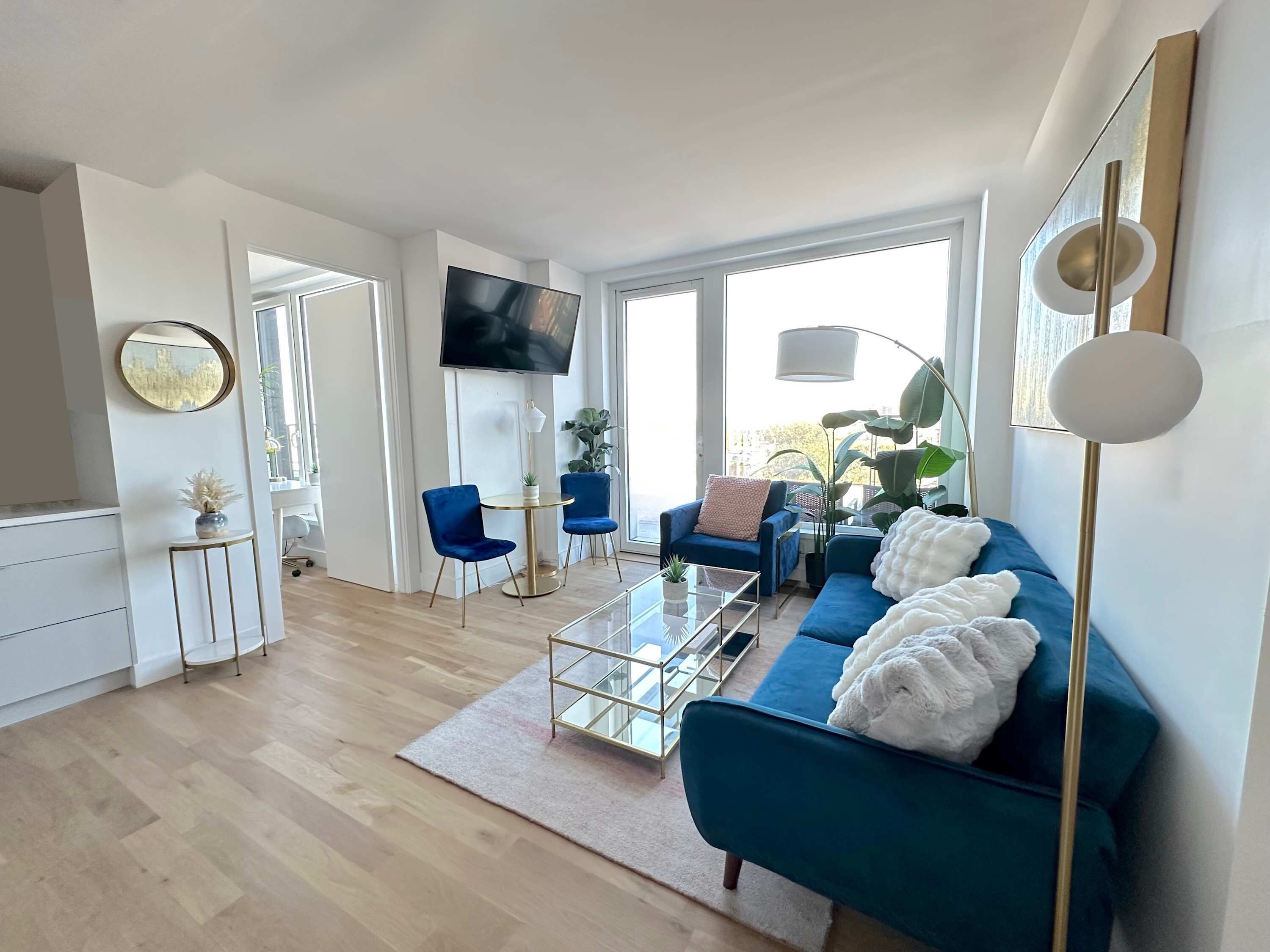 Luxury 1 Bed - Terrace - Gym- Lounge - Rooftop - In Unit Laundry - Prime Williamsburg - Astoria - Queens NY