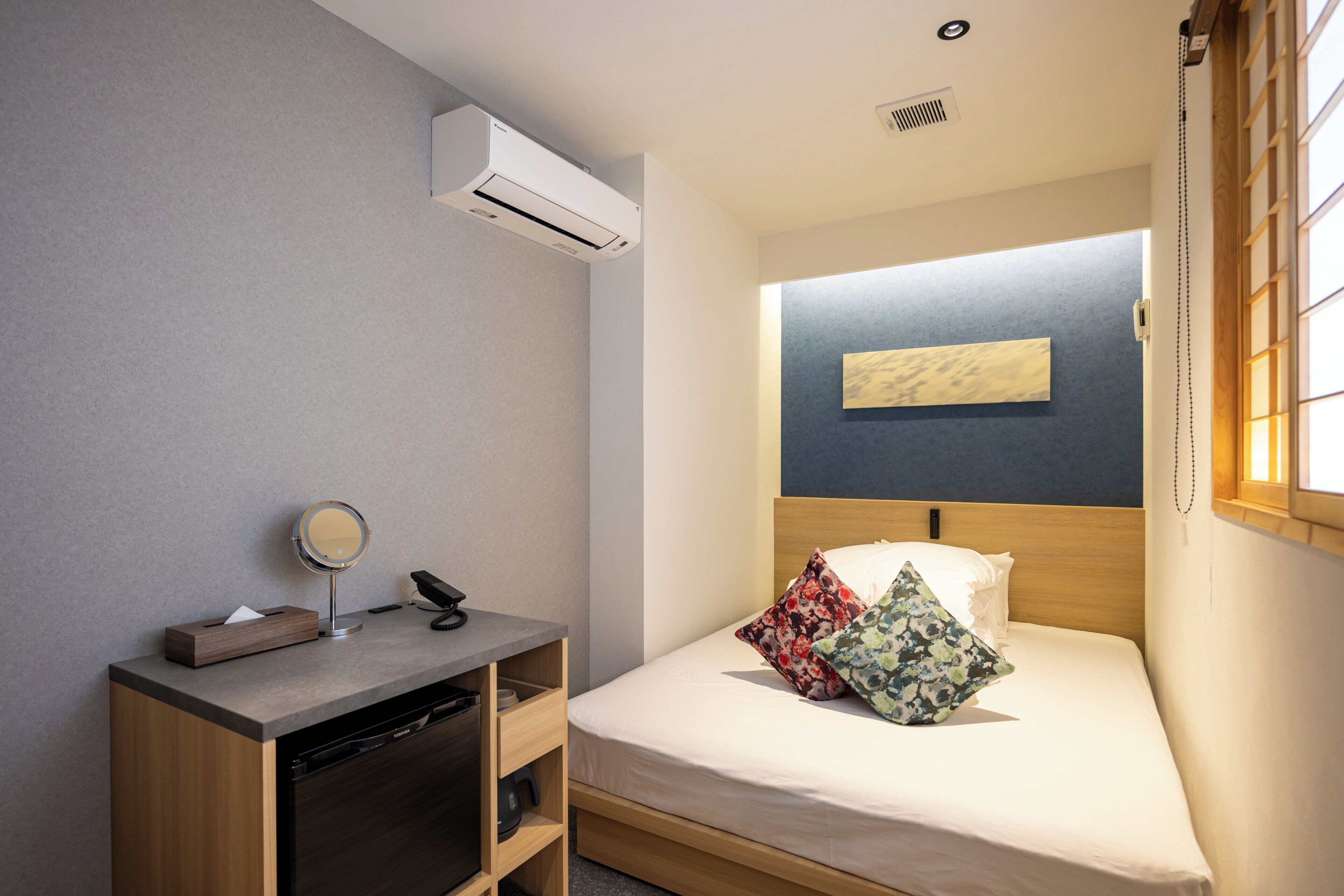 Quarto Duplo Standard, 1 cama de casal, não fumadores, casa de banho privativa | Cofre no quarto, cortinas/cortinados opacos, ferro/tábua de engomar 