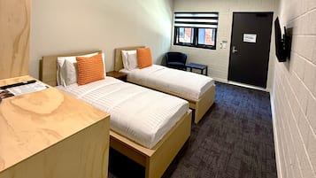 Quarto Twin | Wi-fi grátis, roupa de cama fornecida