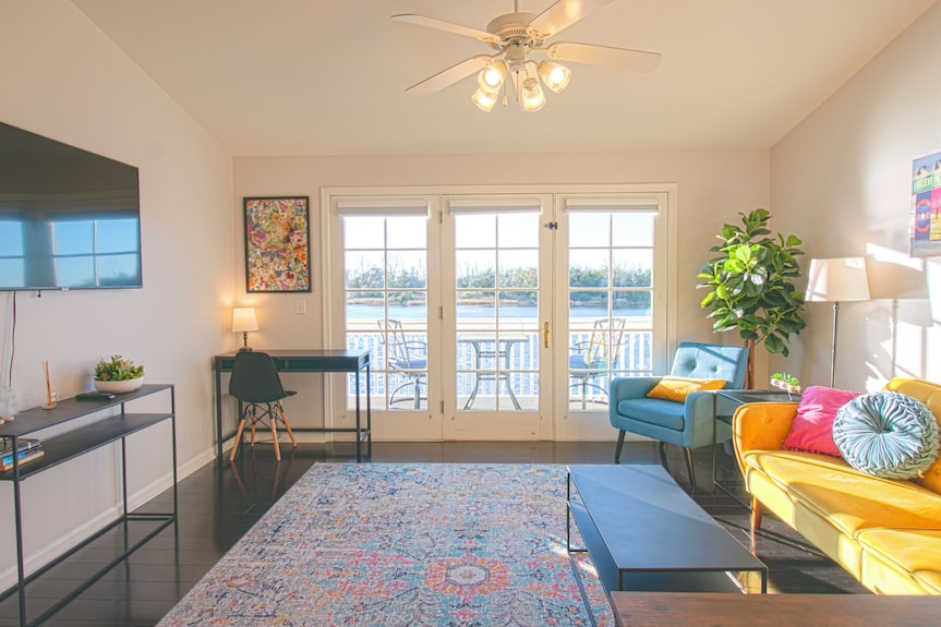 Waterfront Sunset Views In Port City Wilmington Nc -King Bed & Balcony - Leland, NC