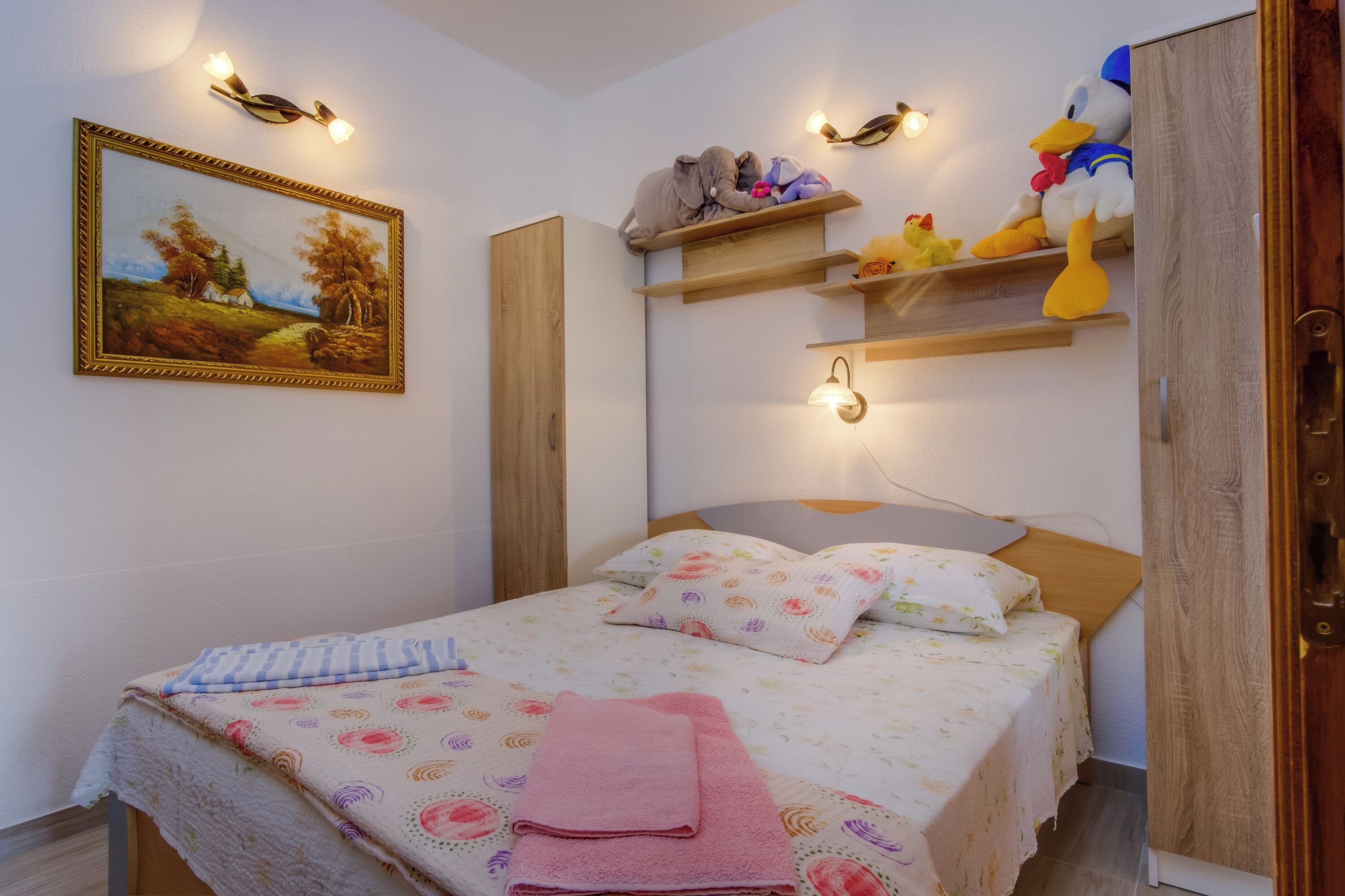 Apartamento Familiar, vários quartos (Amalija Sea View Apartment 4) | 1 quarto, Wi-fi grátis, roupa de cama fornecida 