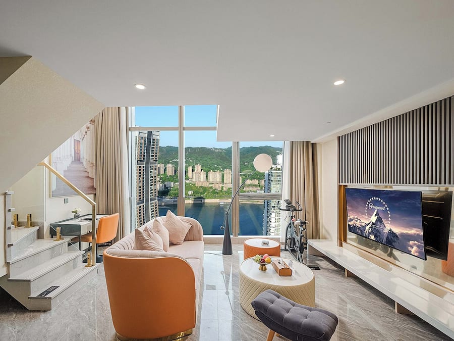 Suite-Estúdio Cidade, vista para o rio | Edredões de penas, cortinas/cortinados opacos, quartos insonorizados