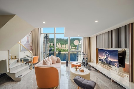 Suite-Estúdio Cidade, vista para o rio | Edredões de penas, cortinas/cortinados opacos, quartos insonorizados . Chongqing Tianlai River View Hotel