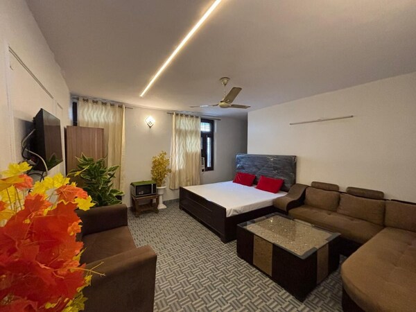 Hotel Park Square Resort - New Delhi