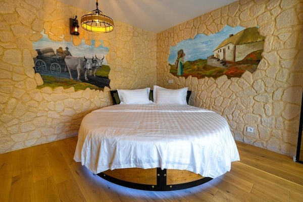 Hotel Castel Suceava - Botoșani