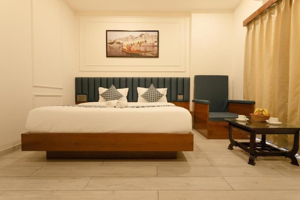 Alpine Stays By Oran Hotels - Udaipur