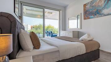 Apartamento, 1 cama de casal e sofá-cama, cozinha, Vista para a cidade | Lençóis de algodão egípcio, roupa de alta qualidade