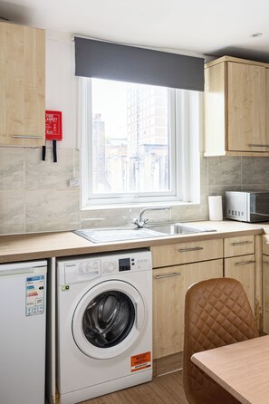 Estúdio superior | Cozinha privada | Fogão, cooktop, torradeira