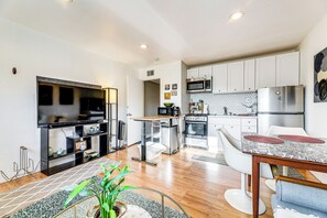 Eagle Rock Guest Suite: Cozy, Private, Convenient!, Los Angeles: Hotel ...