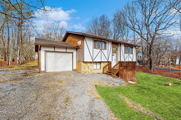 3br Home W & Deck, Karaoke, Community Pools - Kalahari Indoor Waterpark, Pocono Manor