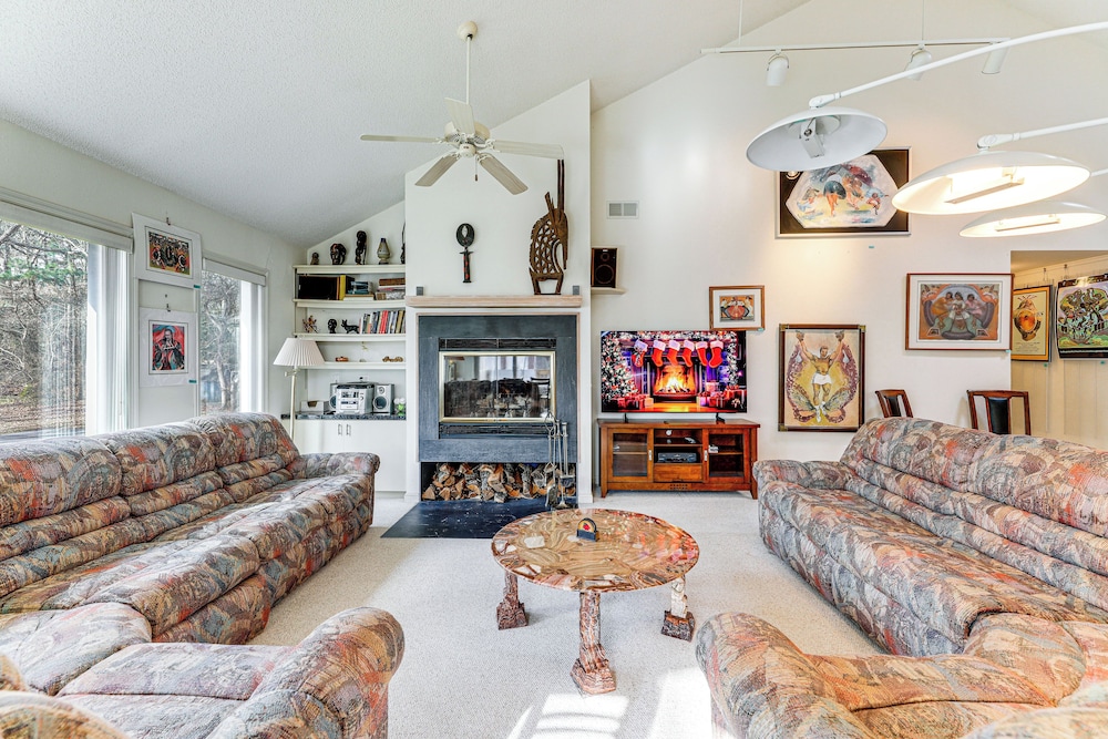 Peaceful Wooded Getaway W/ Deck In Millsboro - Delaware