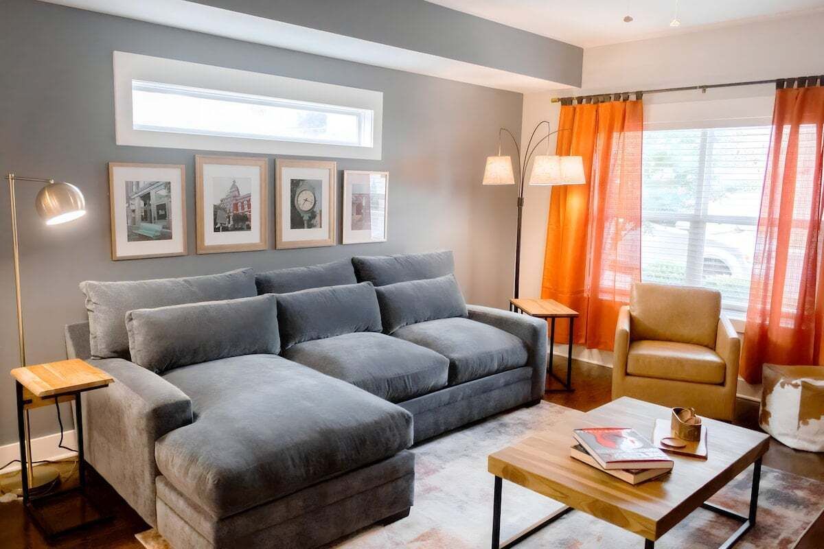 The Lookout, By Lori In Downtown (88 Promontory) - Clarksville, TN