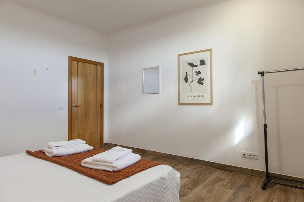 Hh 03 - Bedroom 3 In Olive Hills Guesthouse - Silves
