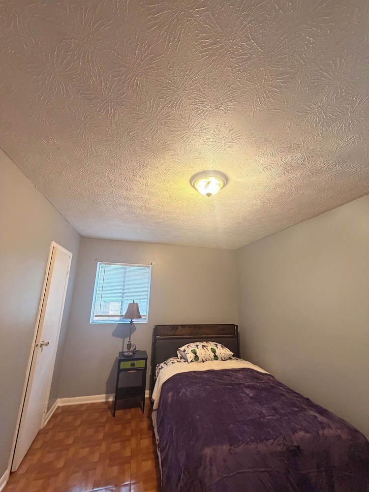 Cozy 2-bedroom house 20 min from airport & downtown Atlanta. Avis, Prix & Photos 2026 - abritel.fr