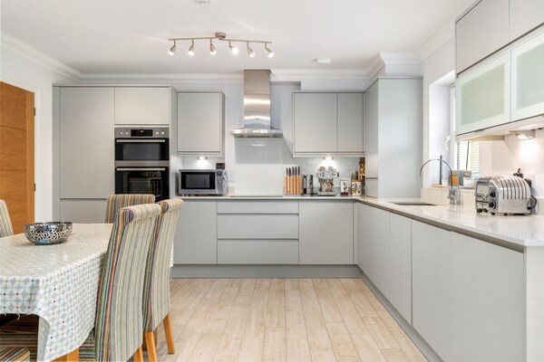 Cottage Mews - 3 Bedroom Cottage - Tenby - Tenby