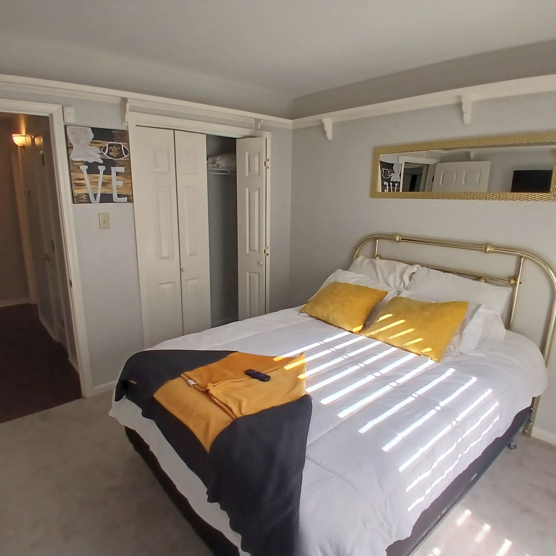 3-bedroom House, Private, Off-street, Covered Parking, Near Food, Shopping, Fun - Baton Rouge, LA