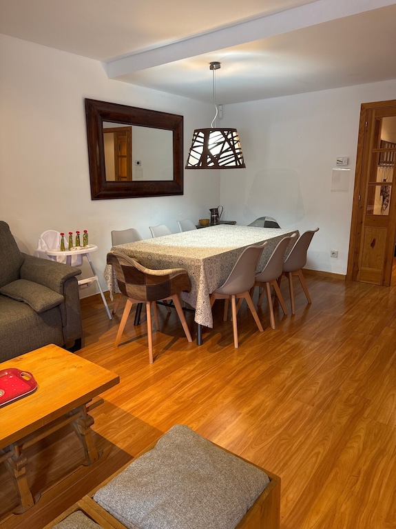 Casa Rural 'Casa Arguis' Con Vistas A La Montaña, Wi-fi Y Aire Acondicionado - Benasque