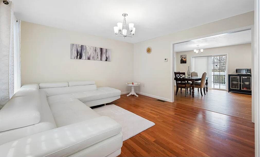 Spacious Luxury Home In Quiet Neighborhood - ウースター, MA