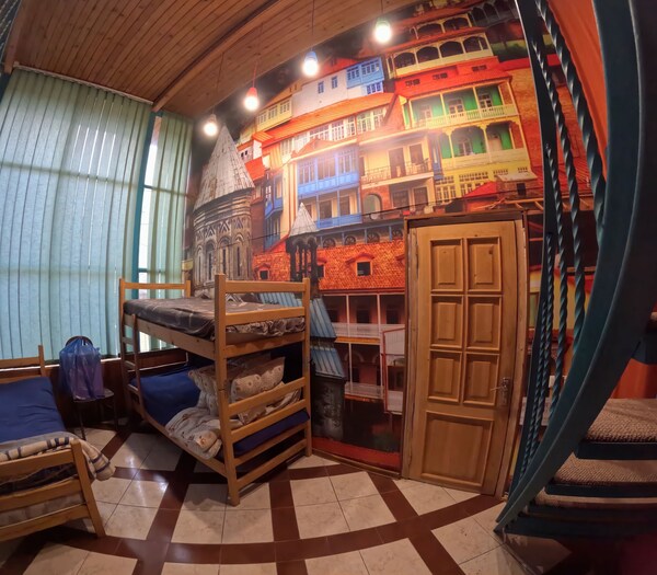 The Silk Road Stay - Tbilisi