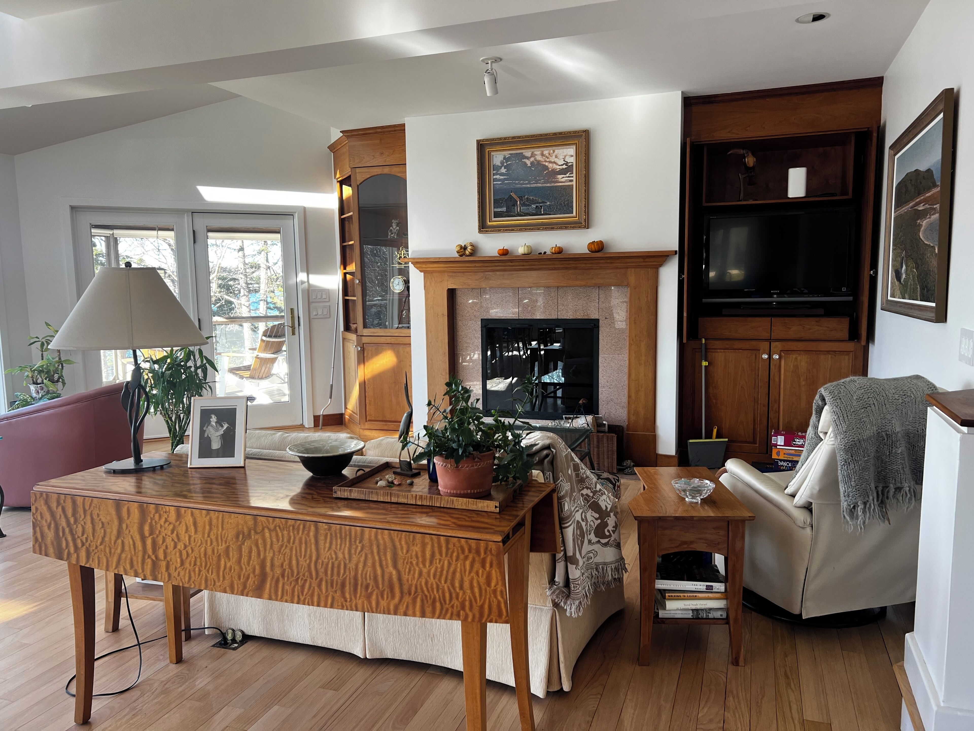 Summer Getaway: A Rare Maine Oceanfront Retreat - Freeport, ME