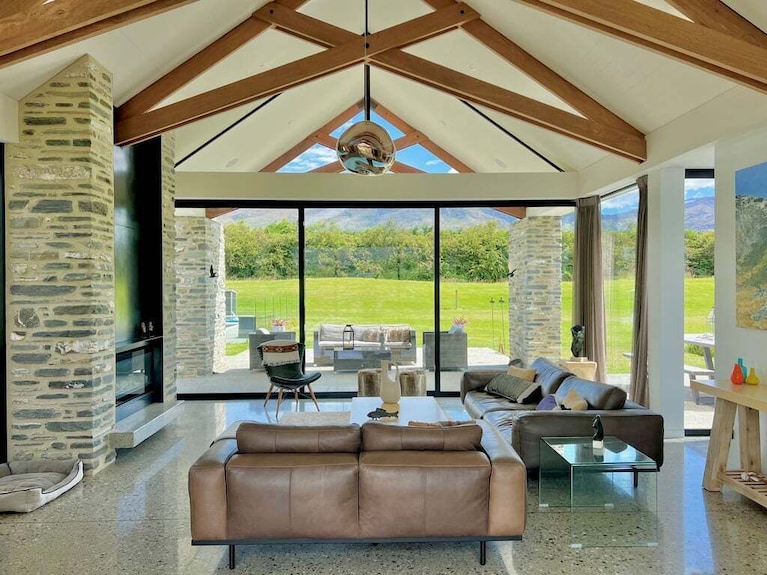 Rangi Nui - 4 Bedroom + 4 Ensuites And Pool - Arrowtown