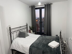 Apartamento, 2 quartos, fumadores, varanda | 3 quartos 