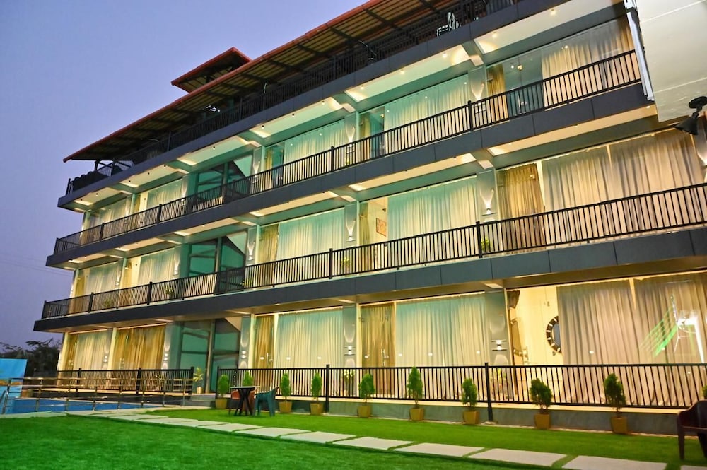 Gp Golden Palm Meadows Resorts - Murdeshwar