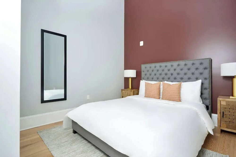 Sleeps 16 | 4 Units, Steps to the French Quarter | The Harlequin by ...