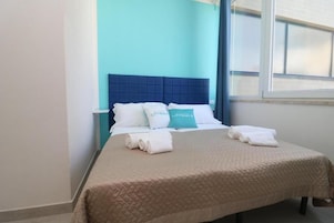 Quarto Duplo ou Twin Básico | Wi-fi grátis, roupa de cama fornecida