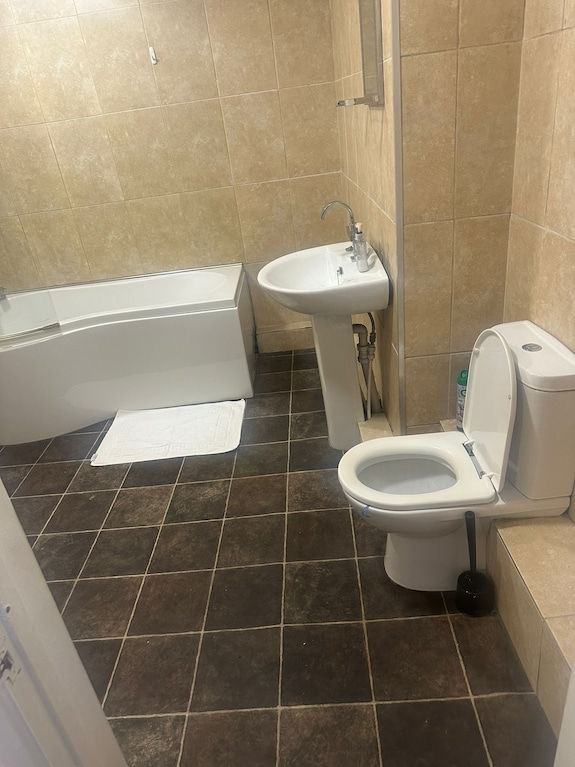 Affordable Riverside Rooms & Incredible Farm-to-fork Food- Early Breakfast - Wallingford