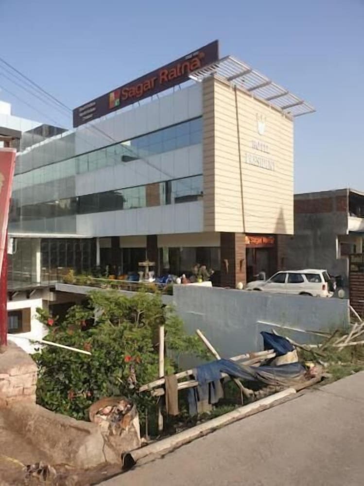 Hotel President Chintpurni - Chintpurni