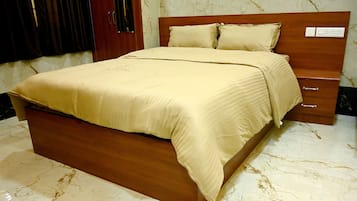 Quarto casal superior | Roupas de cama de algodão egípcio, roupas de cama premium, escrivaninha