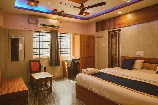 Aryan Residency - Murdeshwar