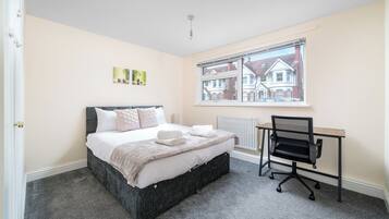 2 quartos, ferro/tábua de engomar, Wi-fi grátis