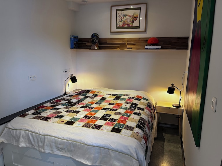 A Warm Nest, Tranquility And A Good Bed Close To Bustling Hasselt. - Hasselt