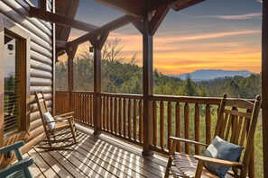 Casa, 4 quartos | Terraço/pátio