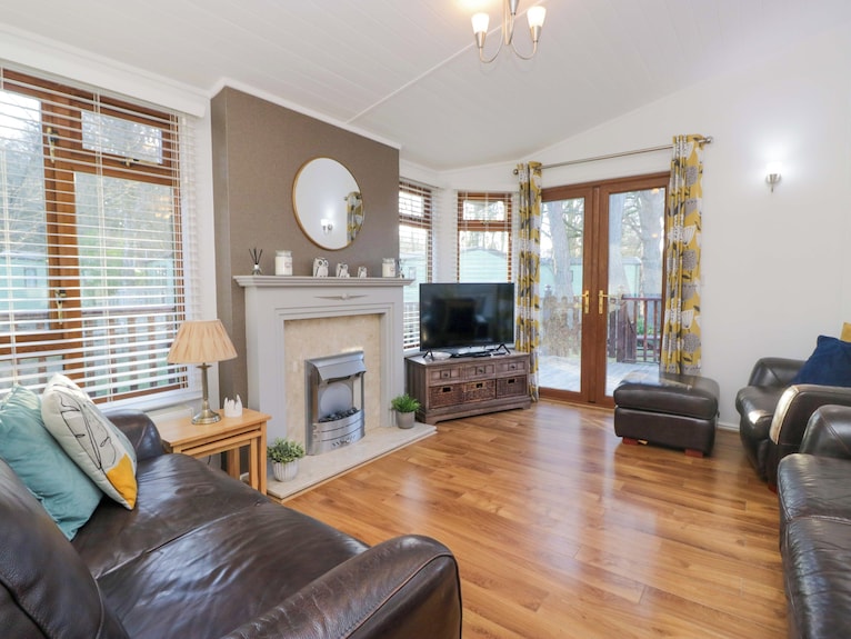 6 Waterside, Pet Friendly, With Pool In Windermere - Ambleside