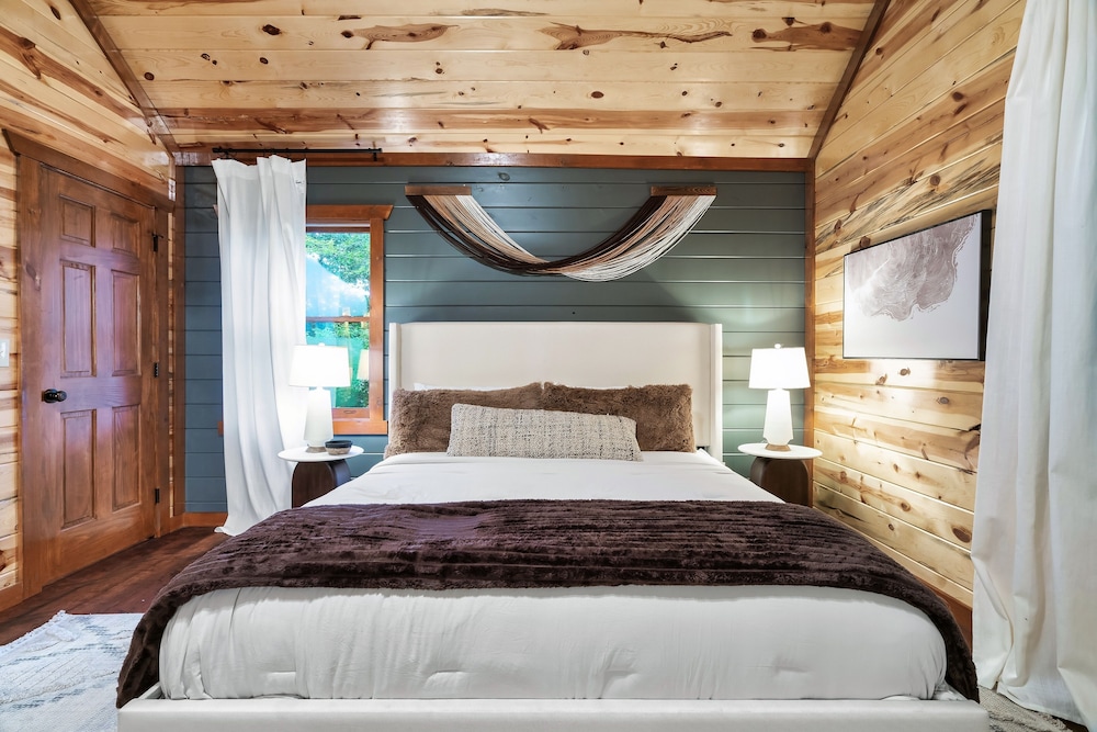 Big Chief Lodge Reviews, Deals & Photos 2026 - Vrbo