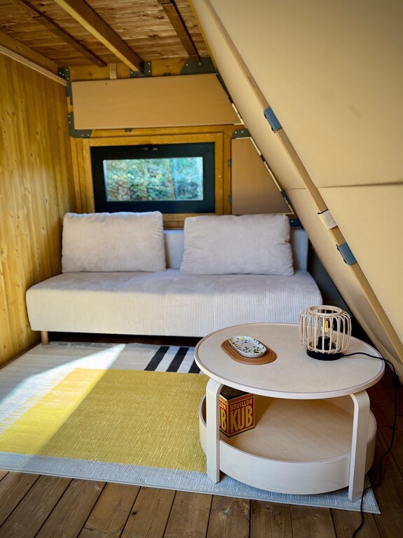 Tipi Lodge Glamp 'Marguerite' With Direct Forest Access, Private Terrace & Air Conditioning - Passa