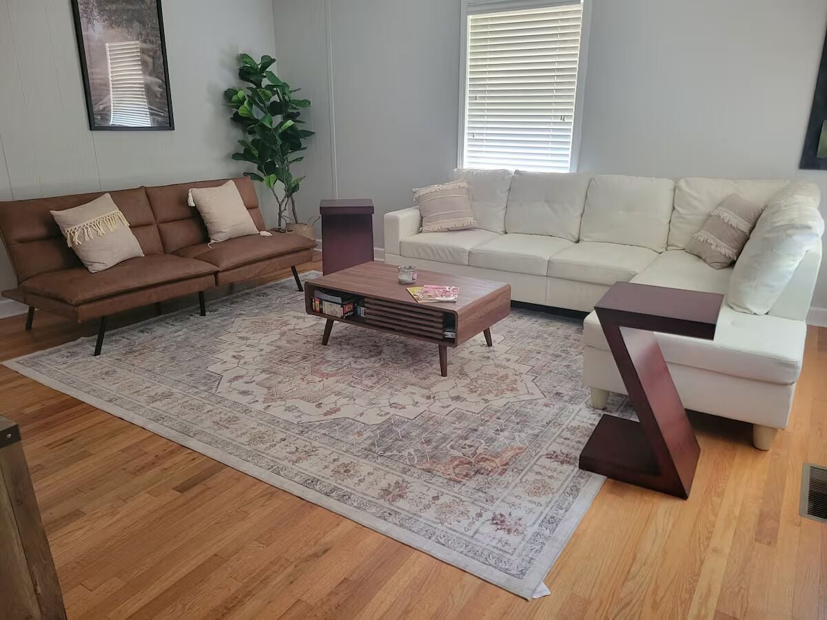 Lanett's Hideaway - West Point, GA