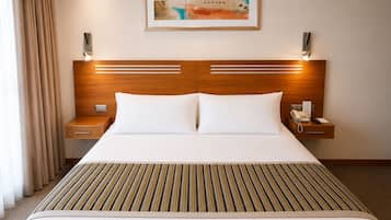 Quarto Duplo, vista para o mar | Cofre no quarto, secretária, quartos insonorizados, Wi-fi grátis