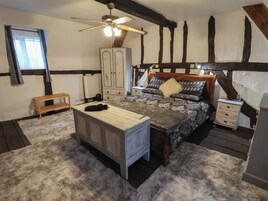 3 quartos, com decoração personalizada, com mobília individualizada 