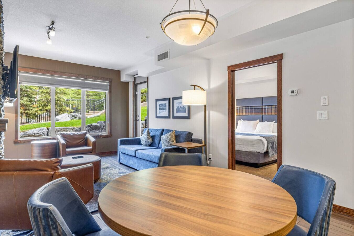 Peaceful 1br Condo. Hot Tub & Pool - Canmore