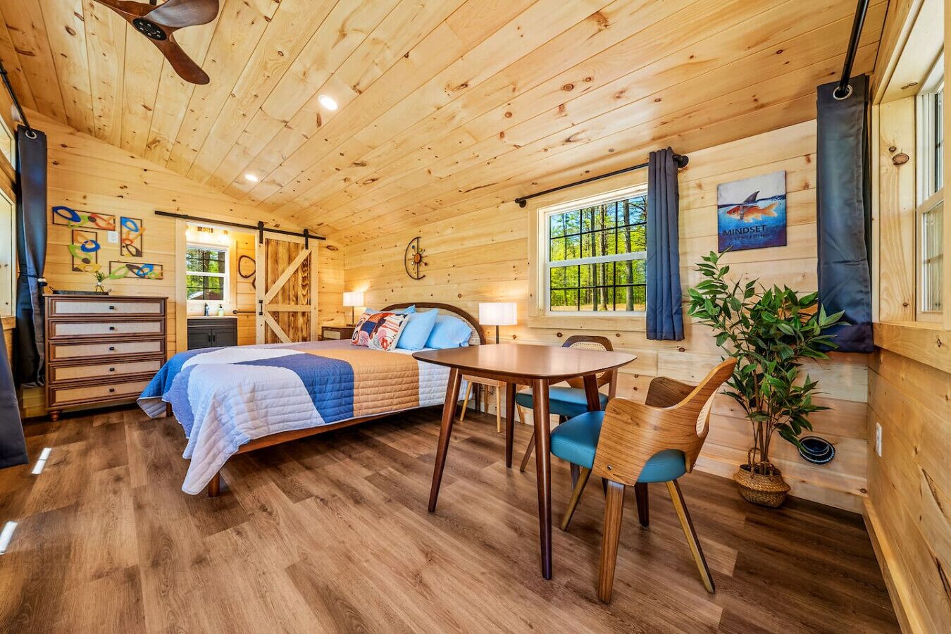 Modern Forest Cabin W/ Private Hot Tub & Fire Pit - Minot, ME