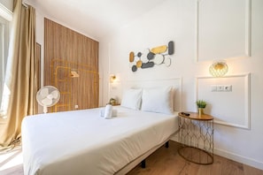 Quarto Duplo Superior, varanda | Ferro/tábua de engomar, Wi-fi grátis 